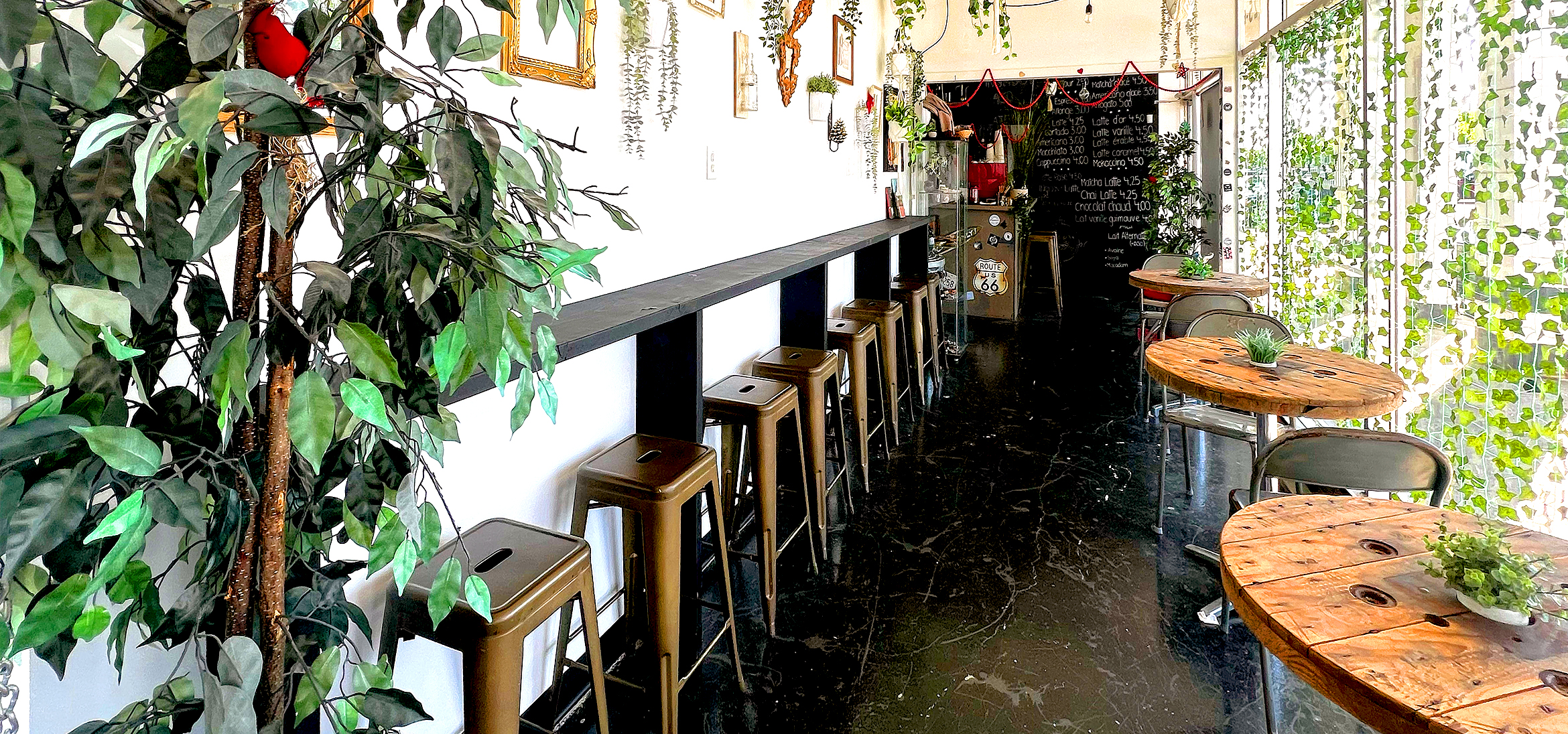 iNcafé – Studios iNovation